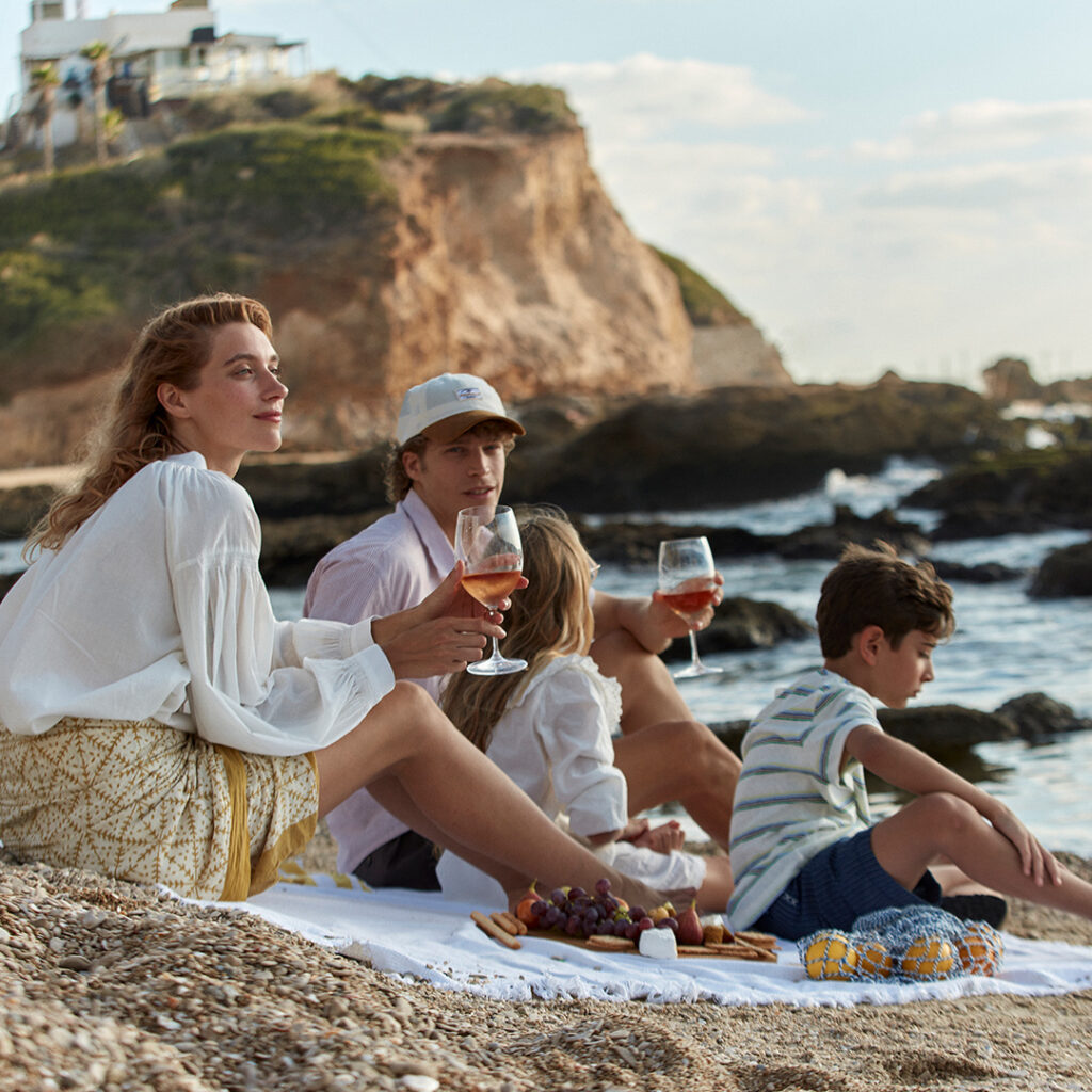 רשת מלונות ג'ייקוב | JACOB Hotels